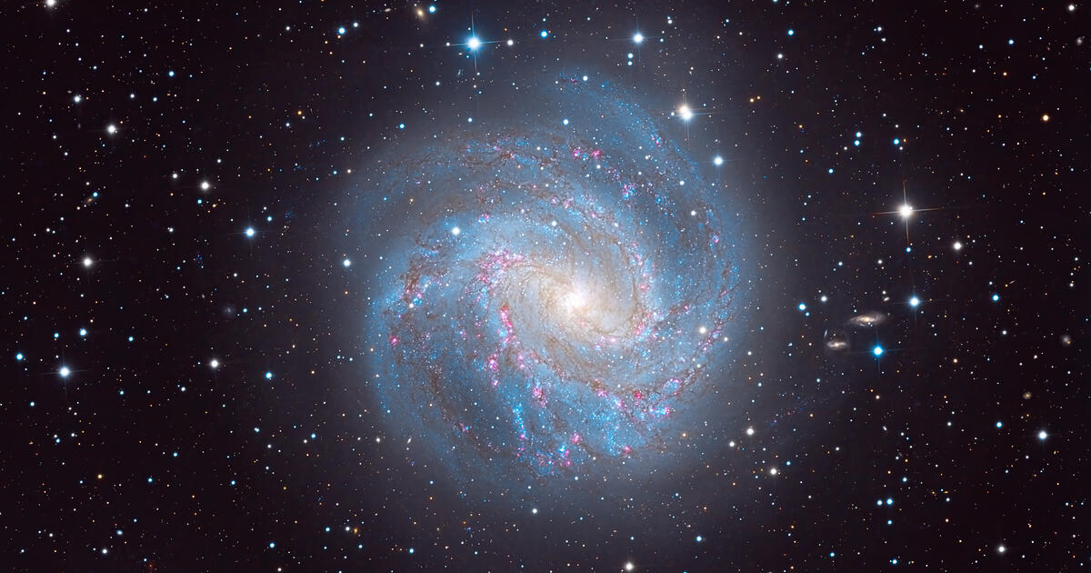 Messier 83 | Telescope Live